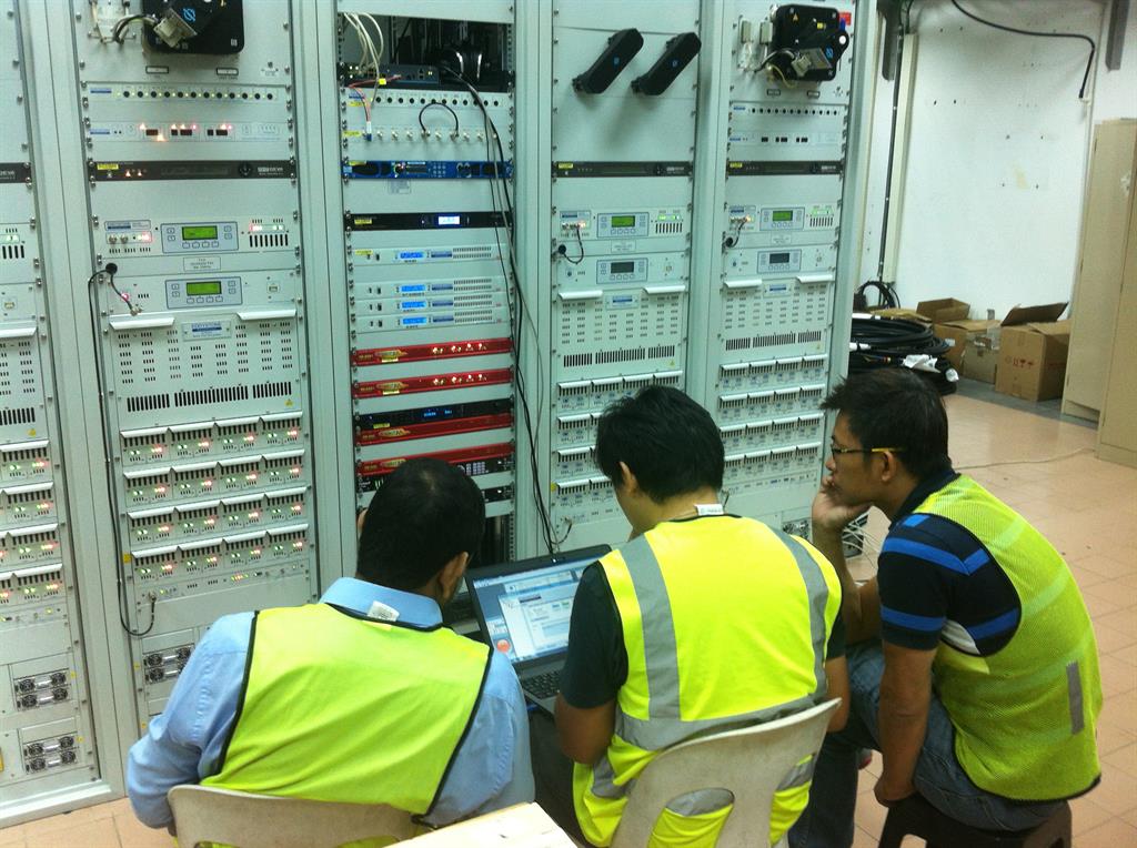 Borneo’s Kristal FM Chooses Genies